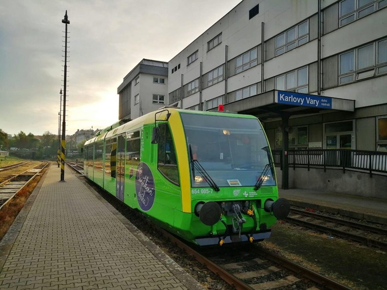 Modernizované RegioSprintery pro AŽD už jezdí, zatím v Karlovarském ...