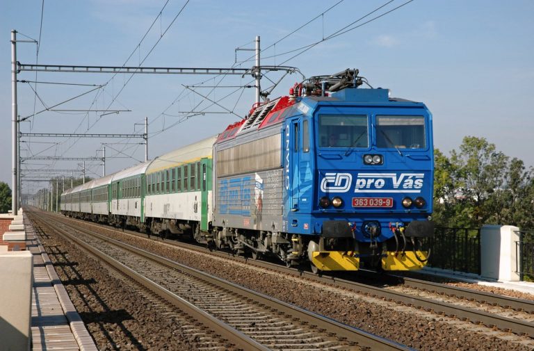 Velké komplikace pro vlaky Praha - Ostrava. Nejvytíženější koridor čeká ...