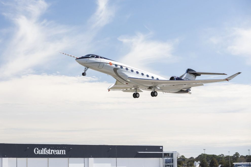 Nový Gulfstream G700 má za sebou první start, bude mít dolet téměř 14 ...