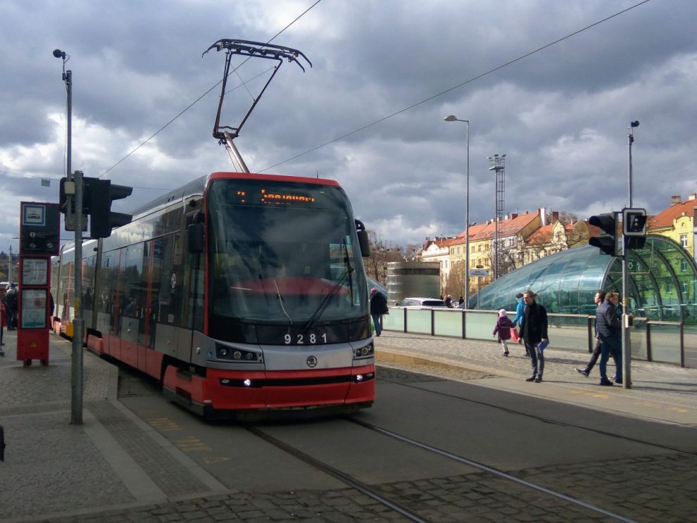 Jaké má tramvaj zpoždění? Po mnoha letech on-line dostupná data o ...