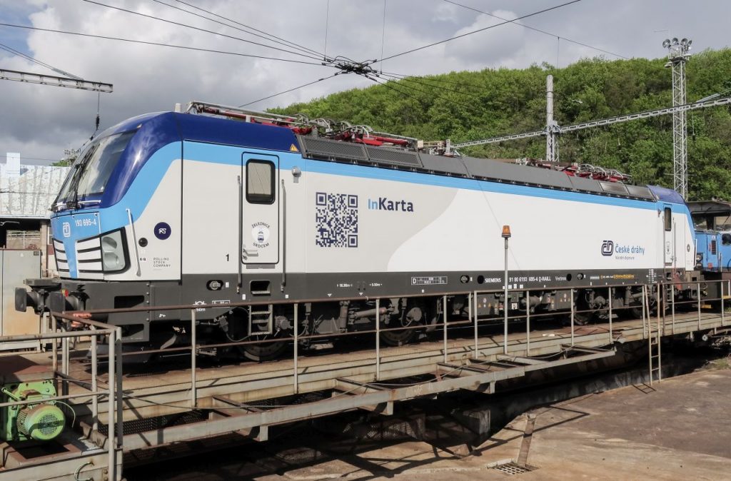 České dráhy udělají z pronajatých vectronů reklamní lokomotivy na své ...