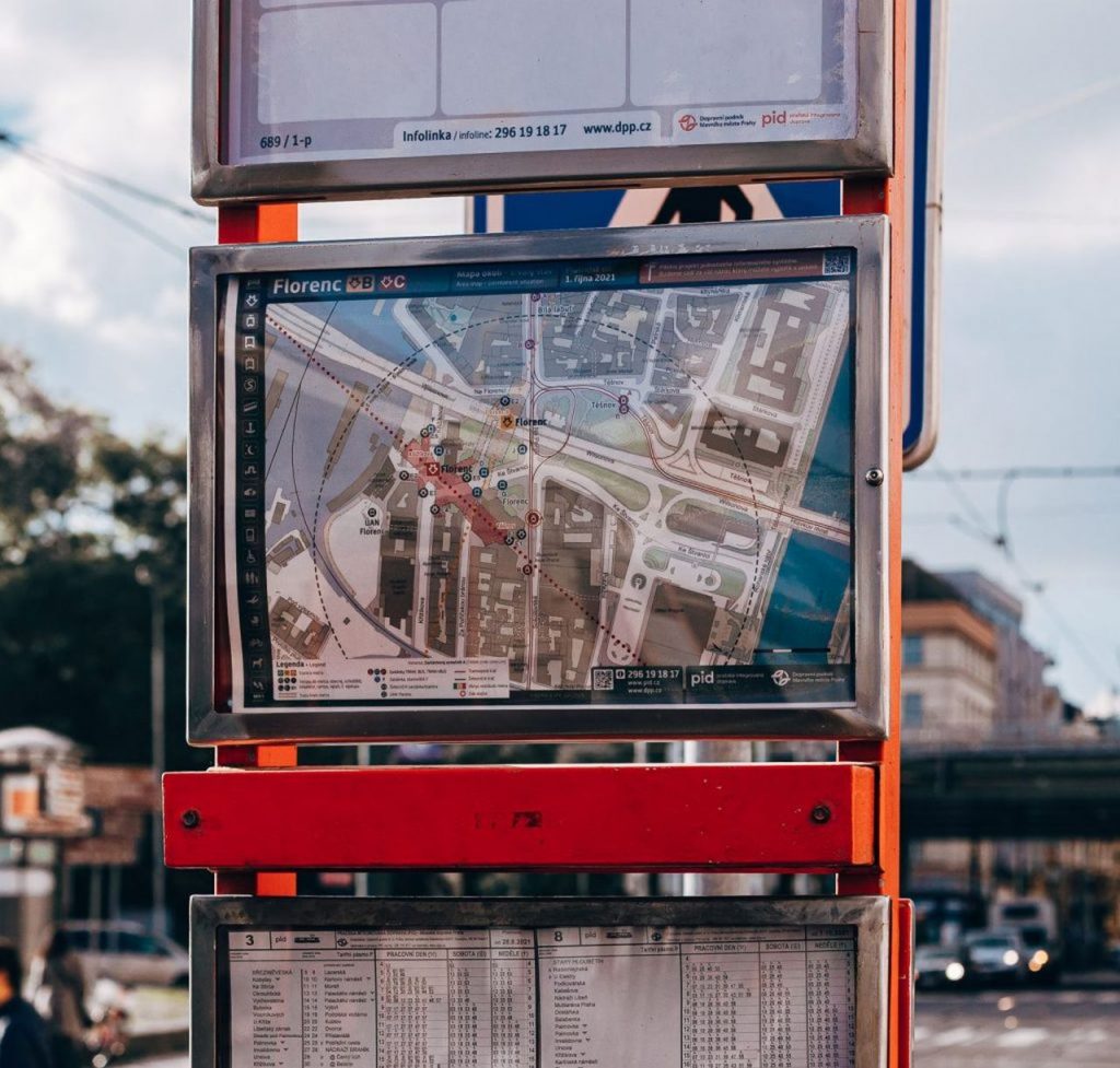 Ropid testuje nové mapy pro cestující v okolí stanic metra - Zdopravy.cz