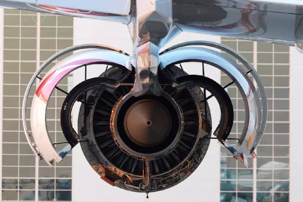 Airbus chystá aukci dílů z A380 pro širokou veřejnost - Zdopravy.cz