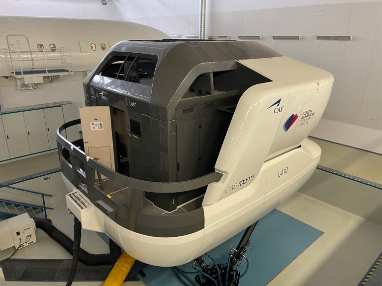 CATC prodalo simulátor Boeingu 737 MAX, zamířil do Chile - Zdopravy.cz