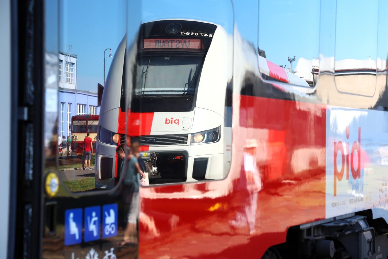 Hydry zmizí z dalších tratí. Z Prahy do Mělníka a Mladé Boleslavi ...